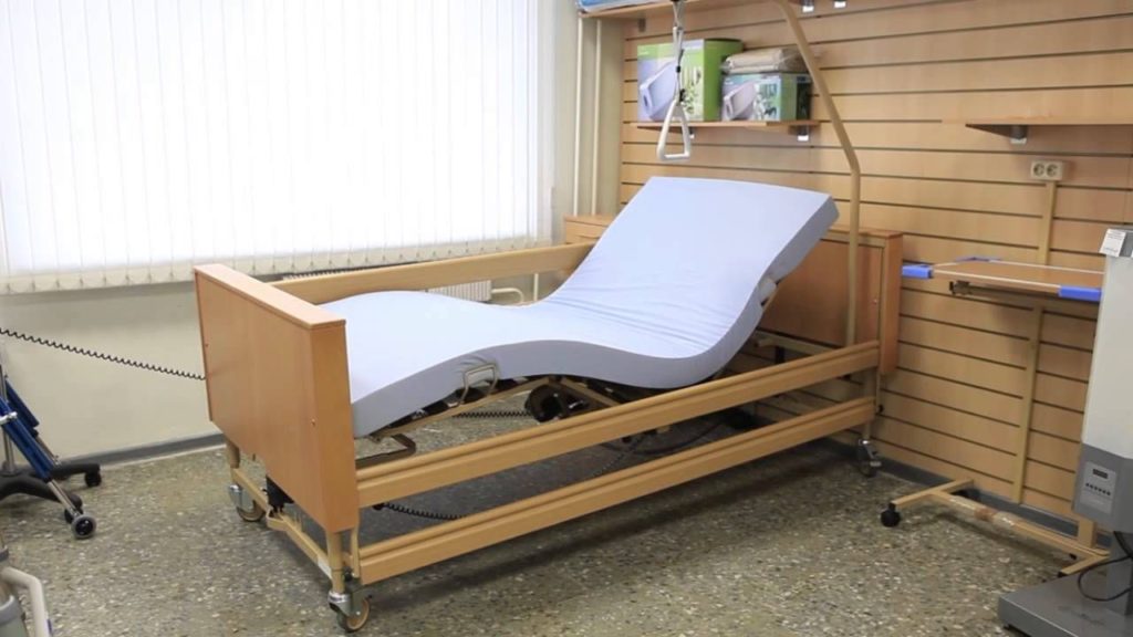 DIY bed for bedridden patients: drawing, materials and tools, assembly