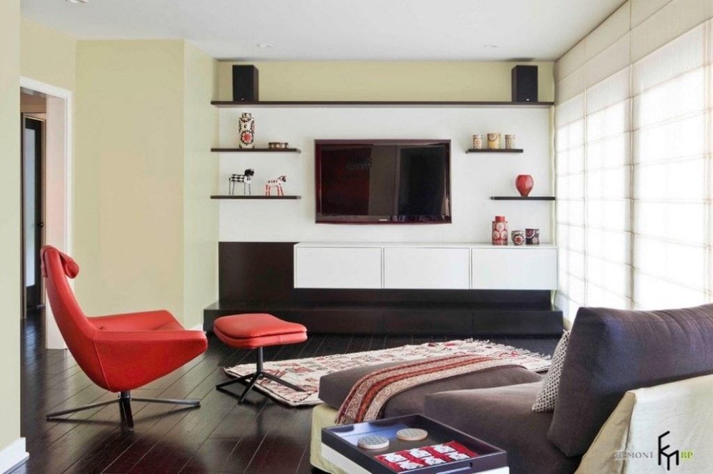 Opciones para decorar un televisor en la pared de la sala de estar ...