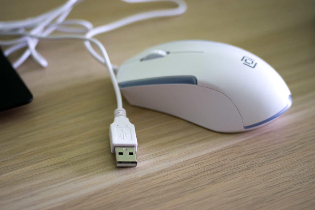 Cómo conectar un mouse a una computadora: instrucciones paso a paso